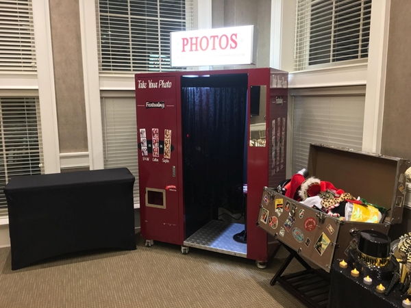 Snaparazzi Photobooth * Snaparazzi Photobooth Company