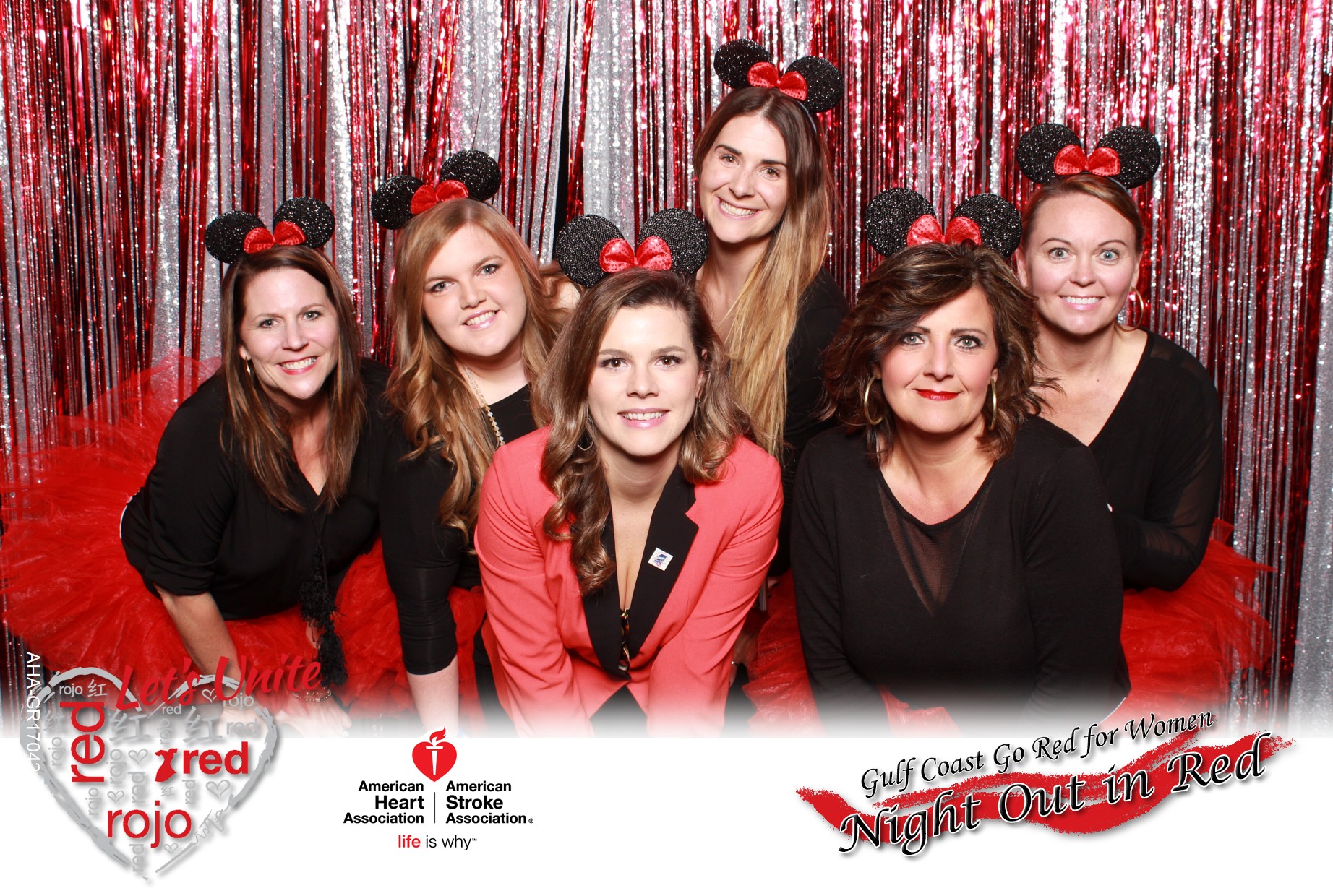 Open PhotoBooth * Snaparazzi Photobooth Company